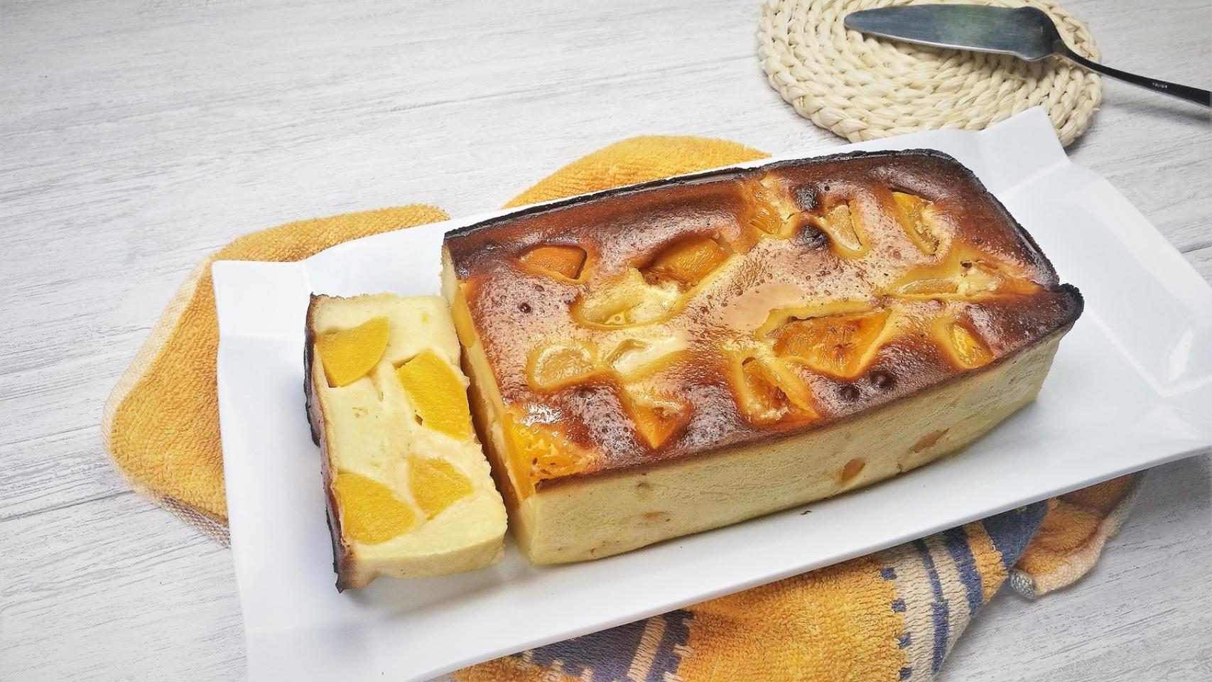 Pastel de melocotones en almíbar, receta paso a paso