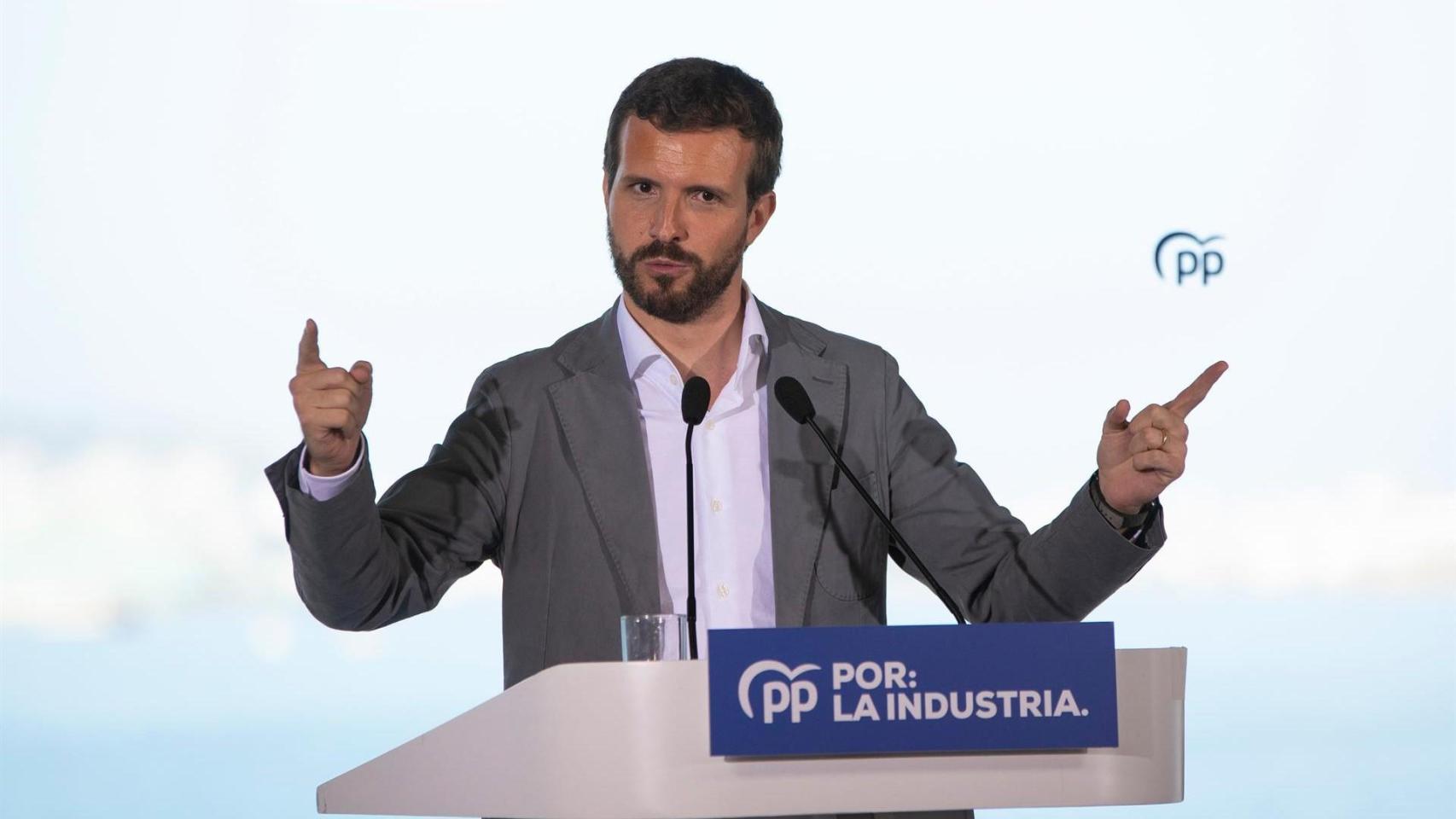 La vida actual de Pablo Casado lejos de la política: vinculado a la ...