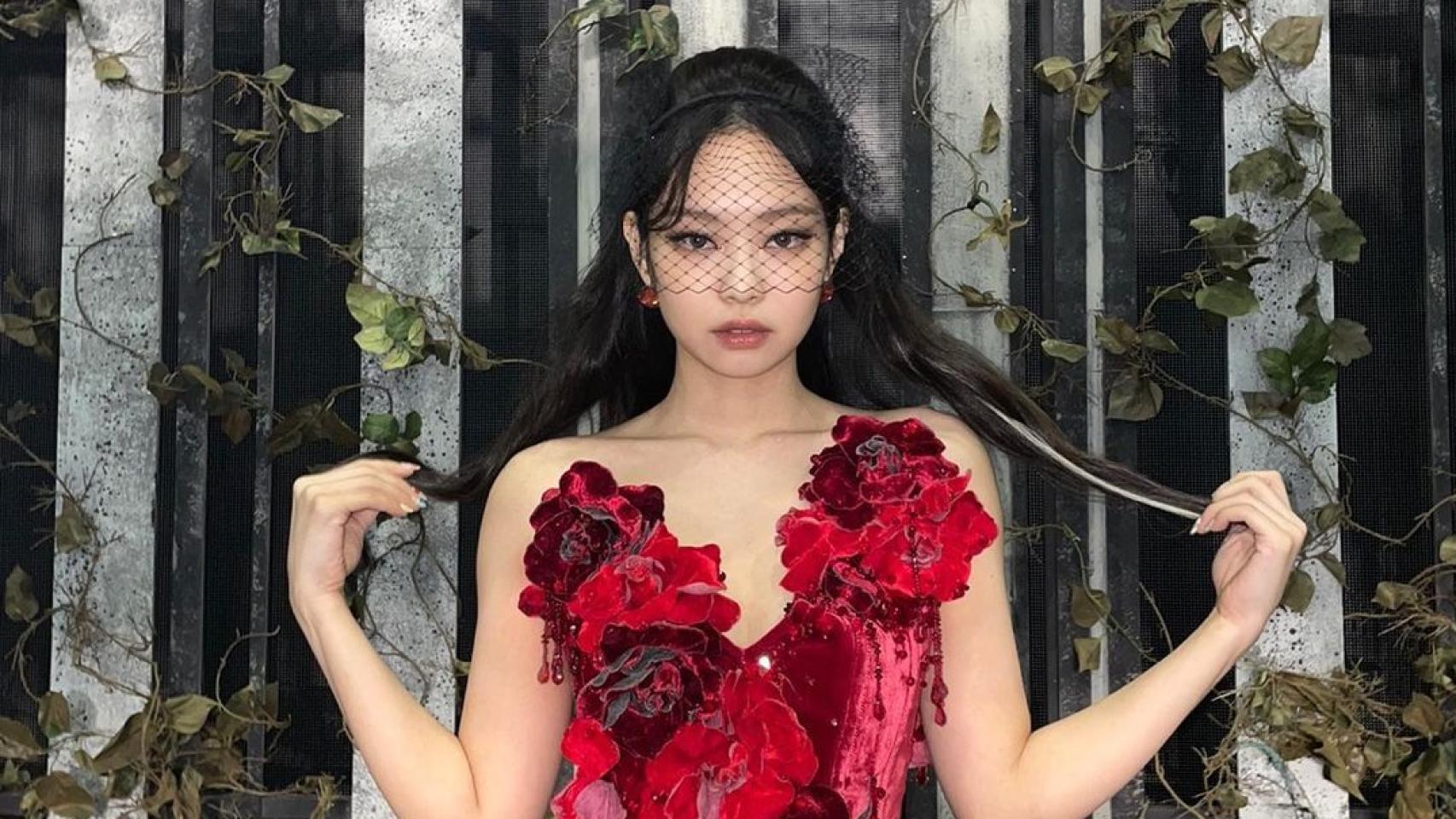 La cantante Coco Jennie se convierte en imagen mundial de Chanel