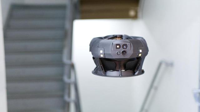 Dronut X1, el dron en forma de donut que esconde las hélices para mayor ...