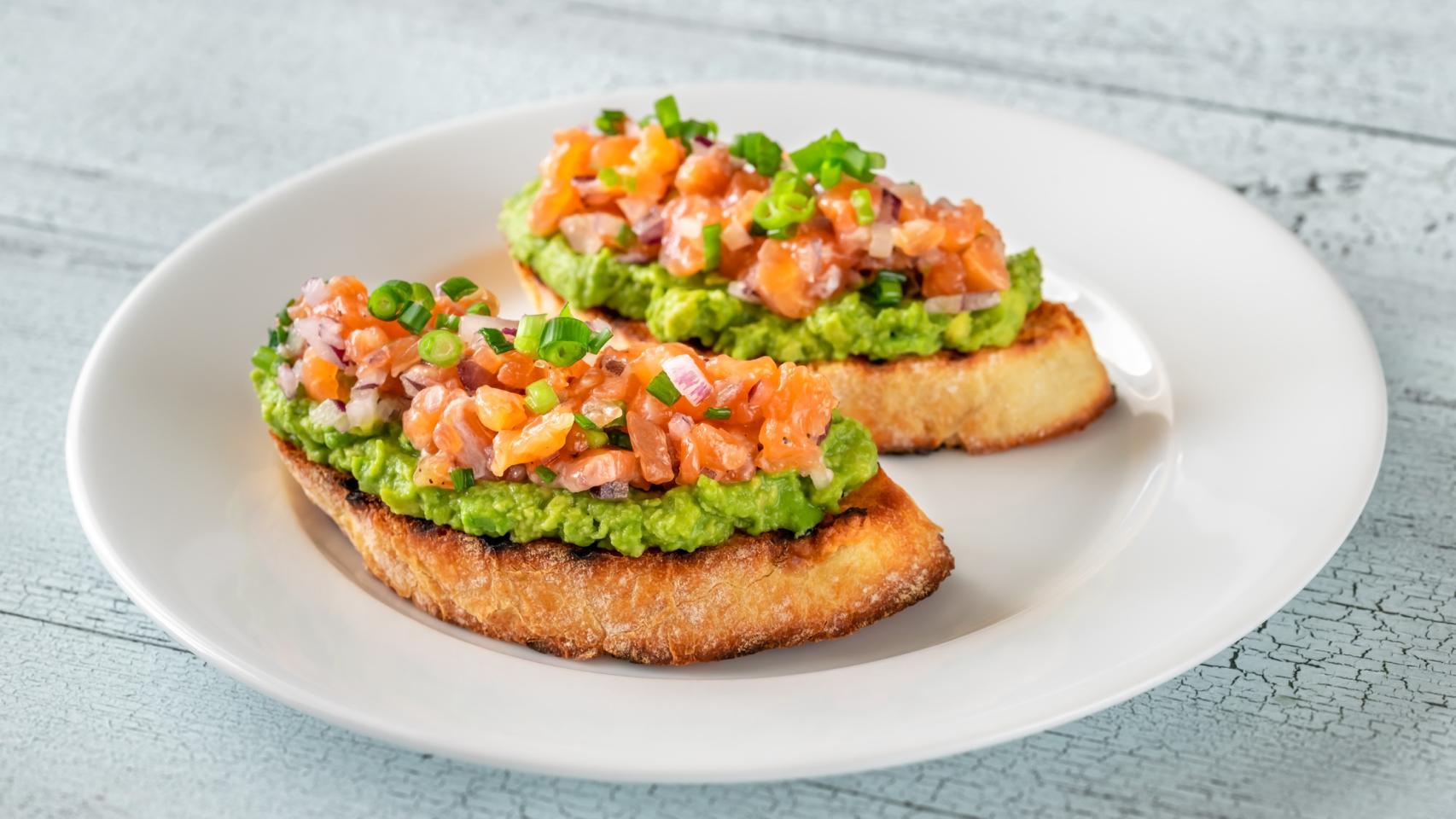 30 recetas de tostas para cenar sin repetir en todo el mes