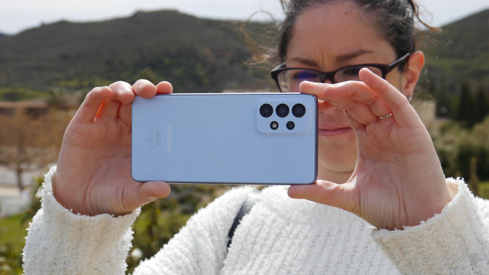 El Samsung Galaxy A53 5G baja brutalmente de precio en Amazon España