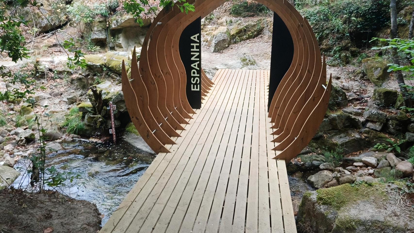 Descubre el pasadizo en pleno bosque que une Galicia con el punto más ...