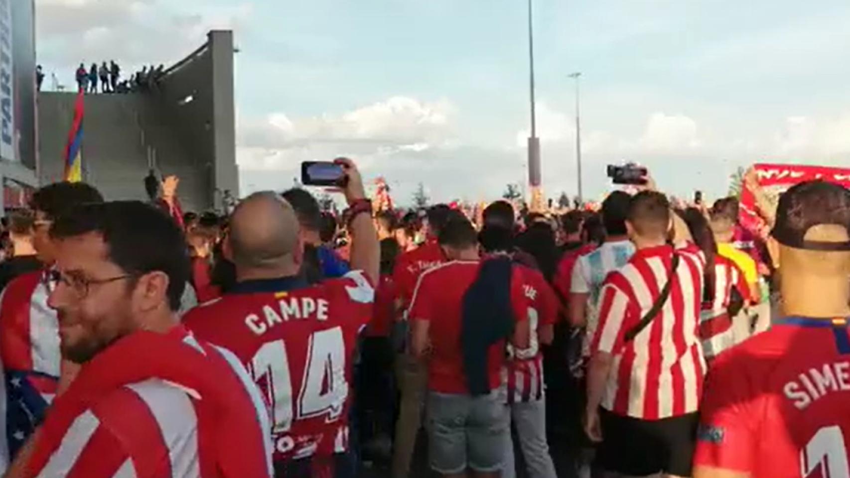 Cánticos racistas antes del Atlético - Real Madrid: "Vinicius, eres un ...