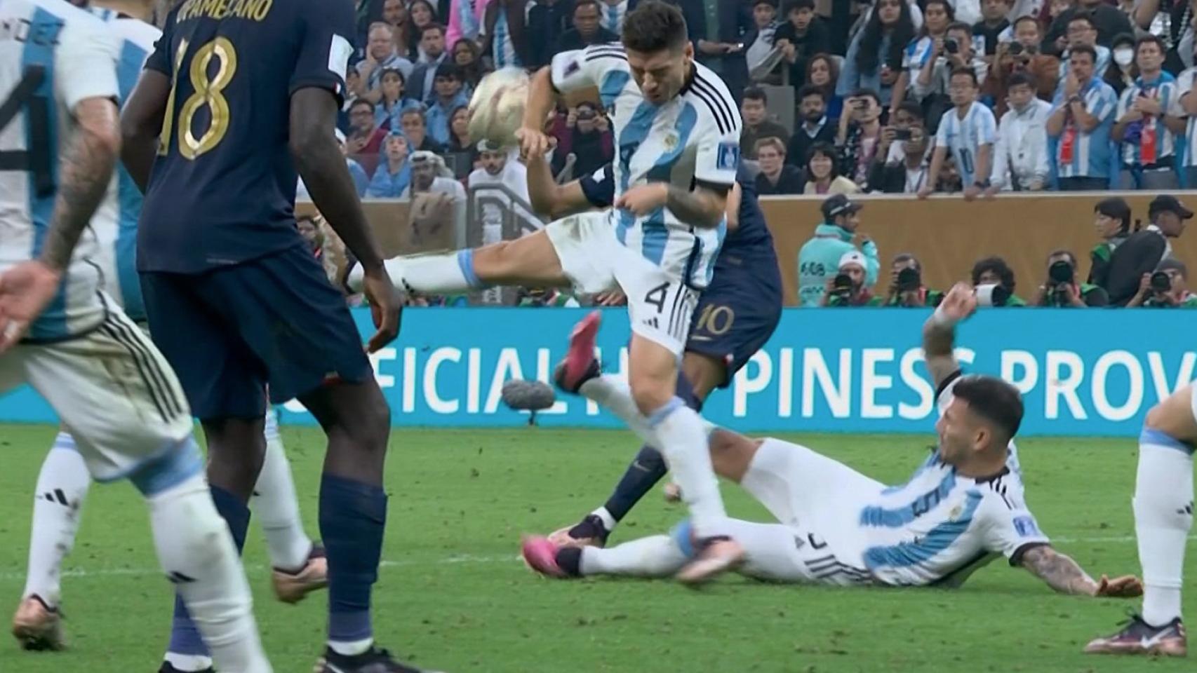 Así fue el penalti por mano de Gonzalo Montiel en la final del Mundial ...