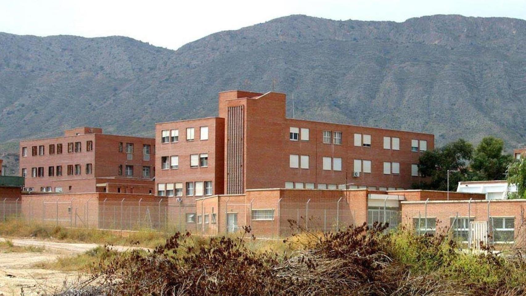 El peligro de las prisiones de Alicante, la falta de seguridad amenaza ...
