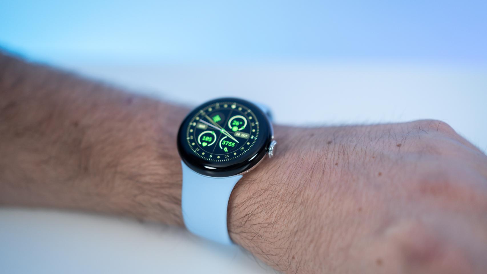 Google actualiza los relojes Pixel Watch 1 y 2 a Wear OS 5: incluye la ...