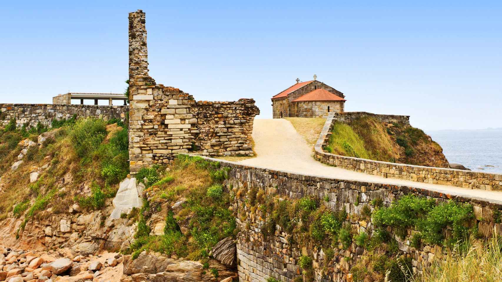 De Cortegada a la Torre de Cálago: tras las huellas vikingas de la ...