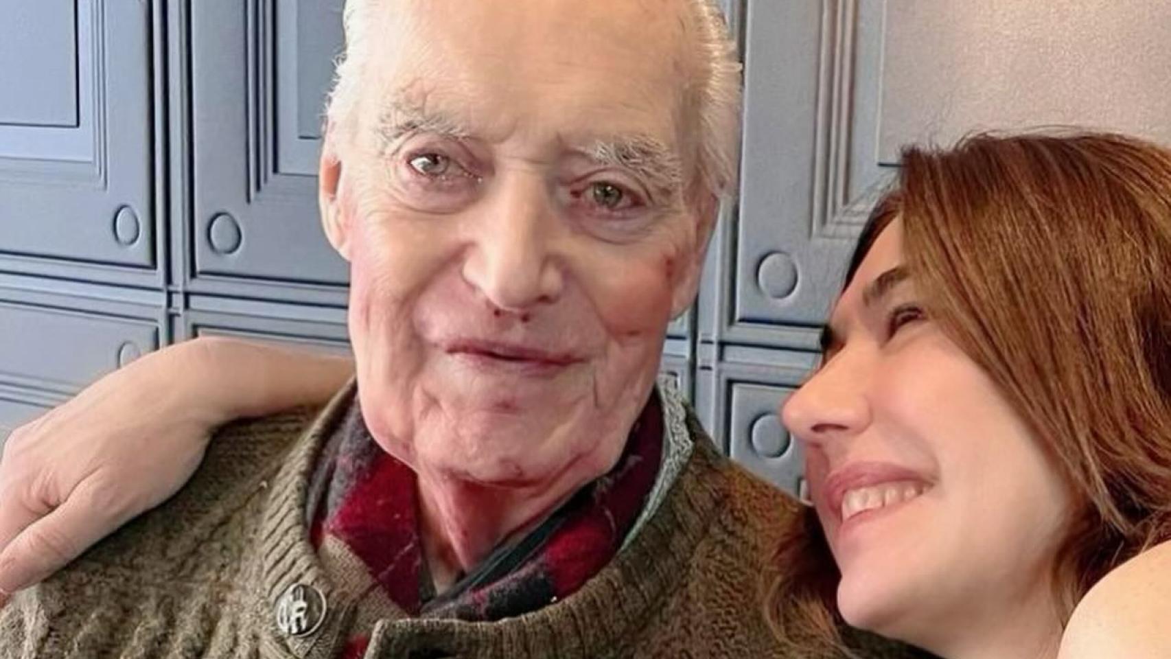 Muere Manuel, el padre de Raquel Revuelta, a los 90 años en Sevilla
