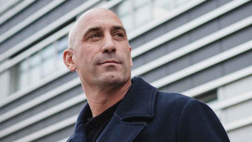 Luis Rubiales lanza su libro 'Matar a Rubiales' para contar su versión ...