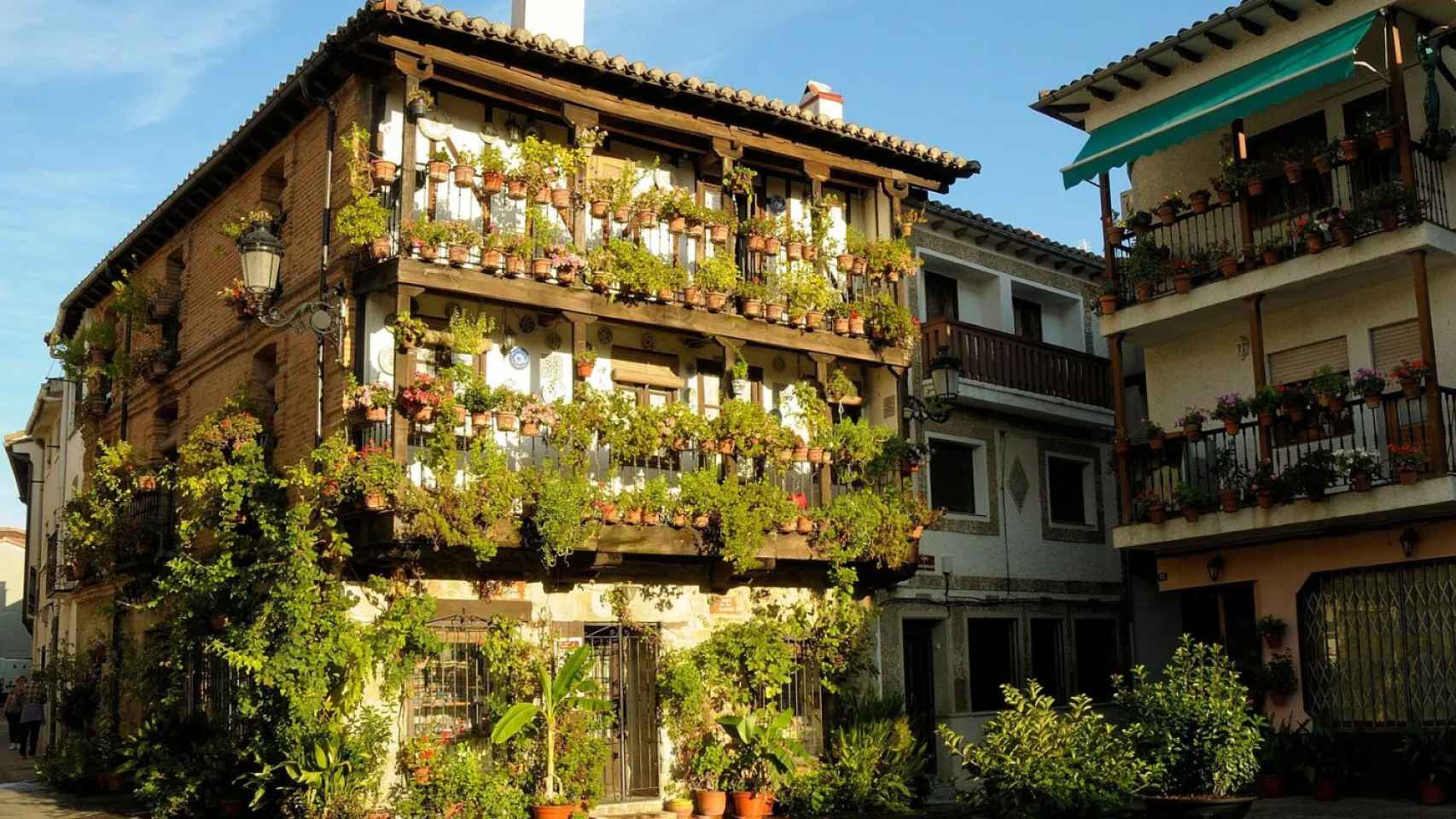 Diez pueblos de Castilla y León, entre los más buscados en Google durante 2024 para una escapada ...