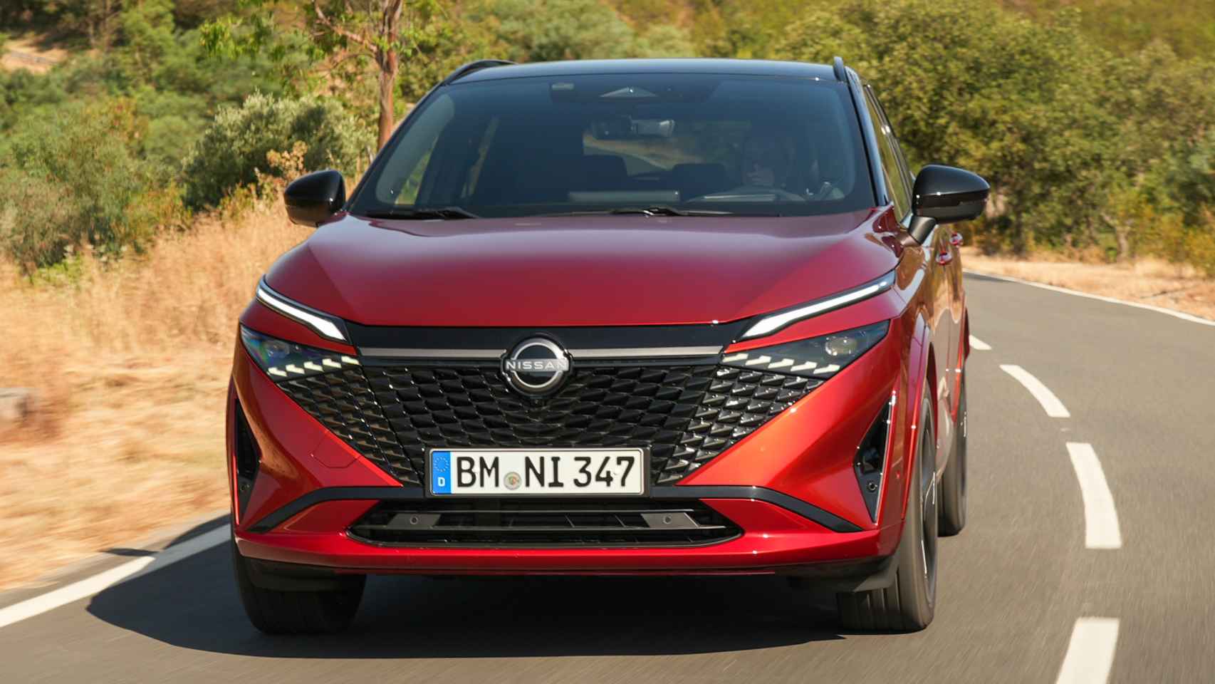 Al volante del nuevo Nissan Qashqai: el rey de los SUV se renueva y ¡ojo! porque llega con ...