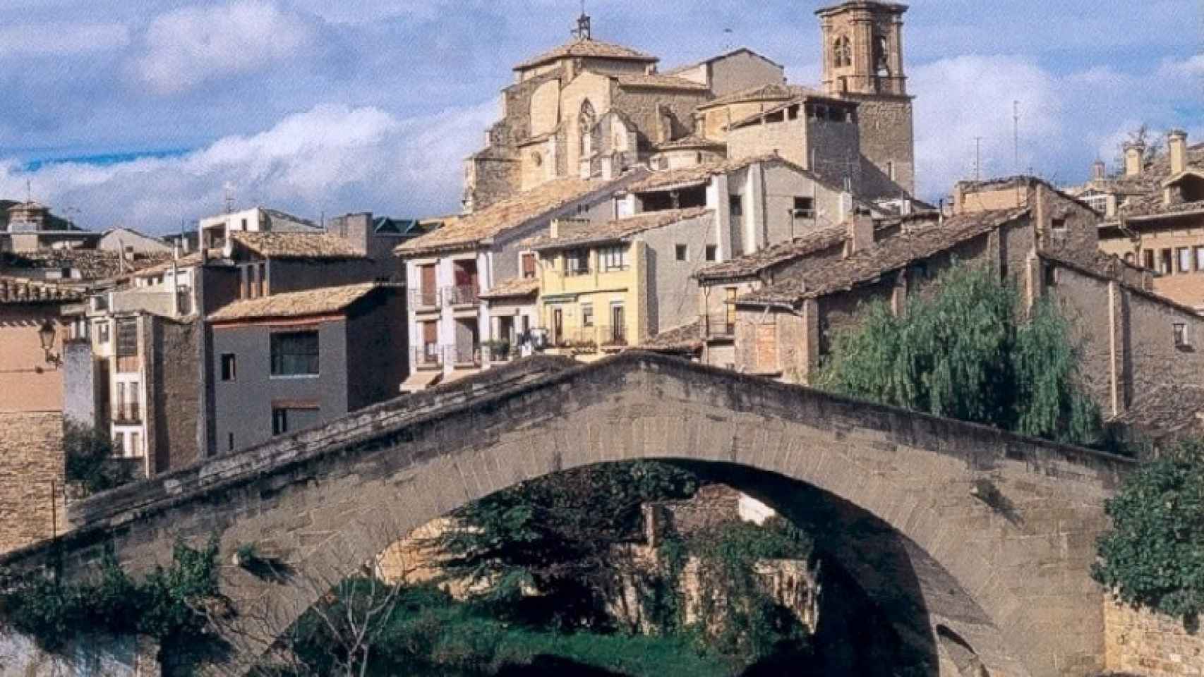 Este es el impresionante pueblo de Navarra que fue capital de España en ...