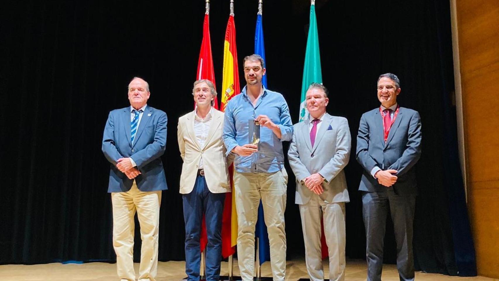 El Ayuntamiento de Segovia es galardonado con el premio Escoba de Oro ...