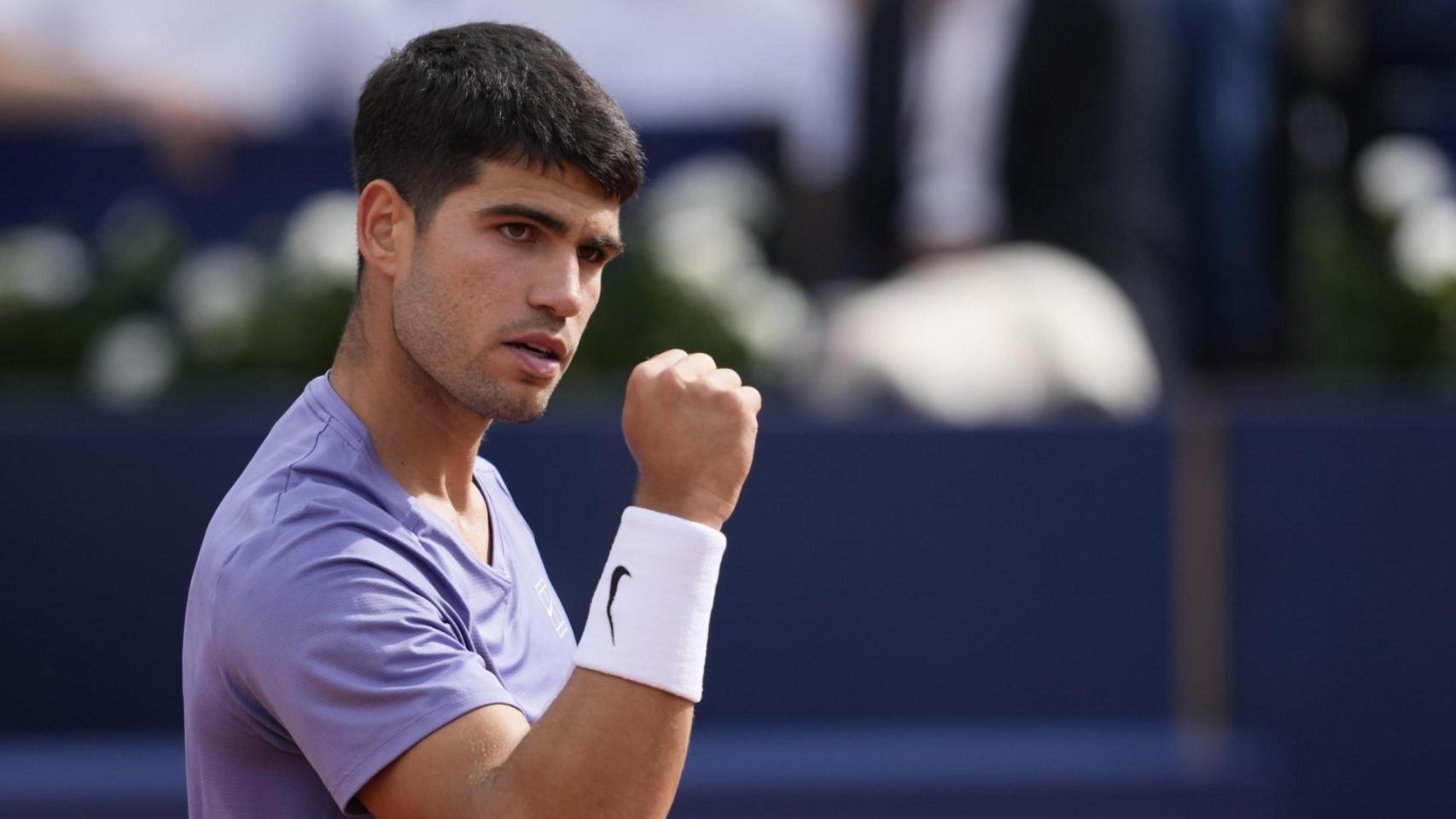 Carlos Alcaraz solventa por la vía rápida su trámite ante Djere y obtiene el billete a los ...