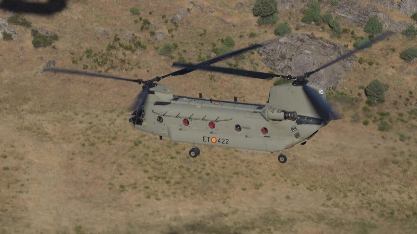 Chinook, Tigre y Sarrio, el trío de helicópteros del Ejército español ...