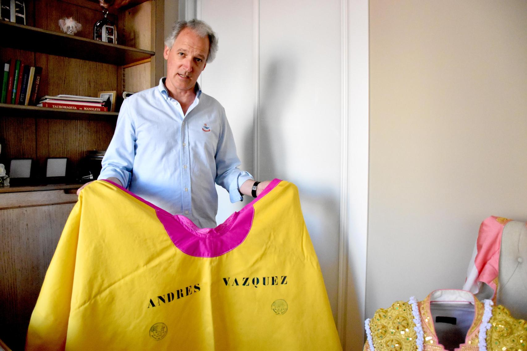 Entre el ruedo y la ambulancia: Jaime Rubio, el mozo de espadas que también salva vidas