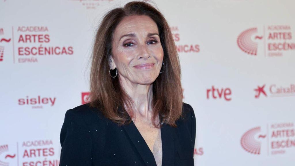 El bonito pueblo de Segovia donde veranea Ana Belén (74) desde que es ...