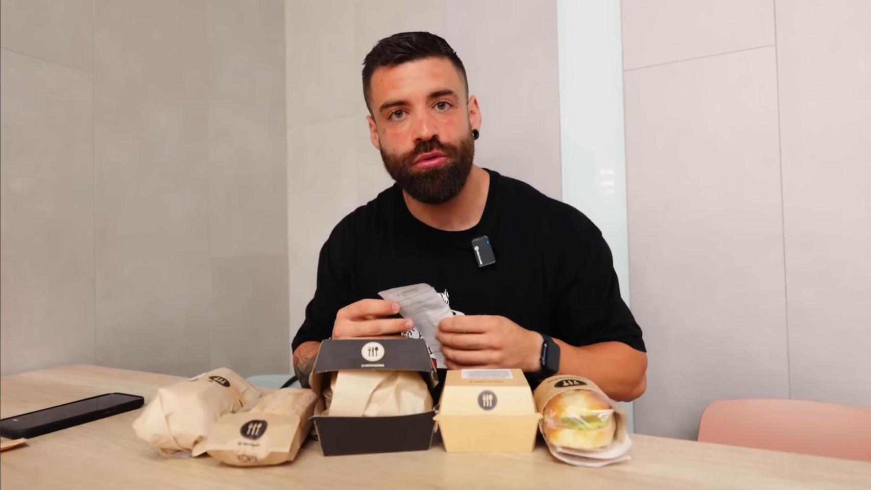 Esttik, 'youtuber' gastronómico tras probar las hamburguesas y ...