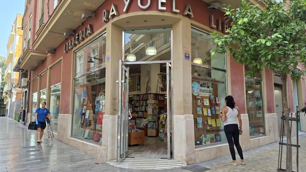 Librería Rayuela, más de 40 años siendo el hogar de los lectores: "Es algo mágico lo que pasa aquí"