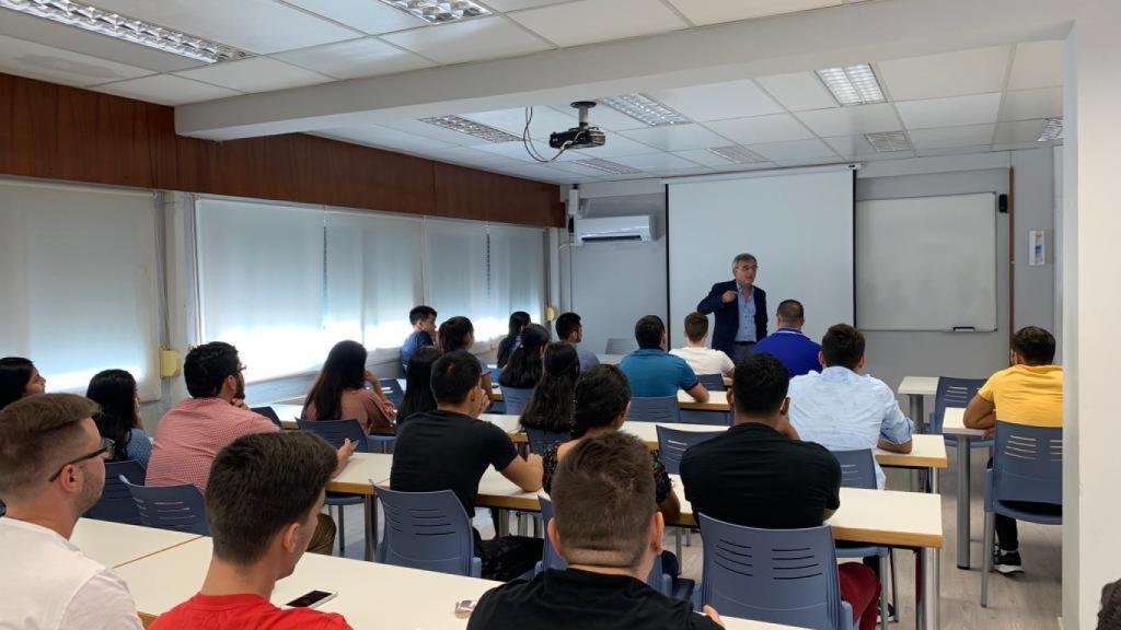 La oferta formativa de CESTE, una apuesta por la tecnología al servicio de la sociedad y las ...