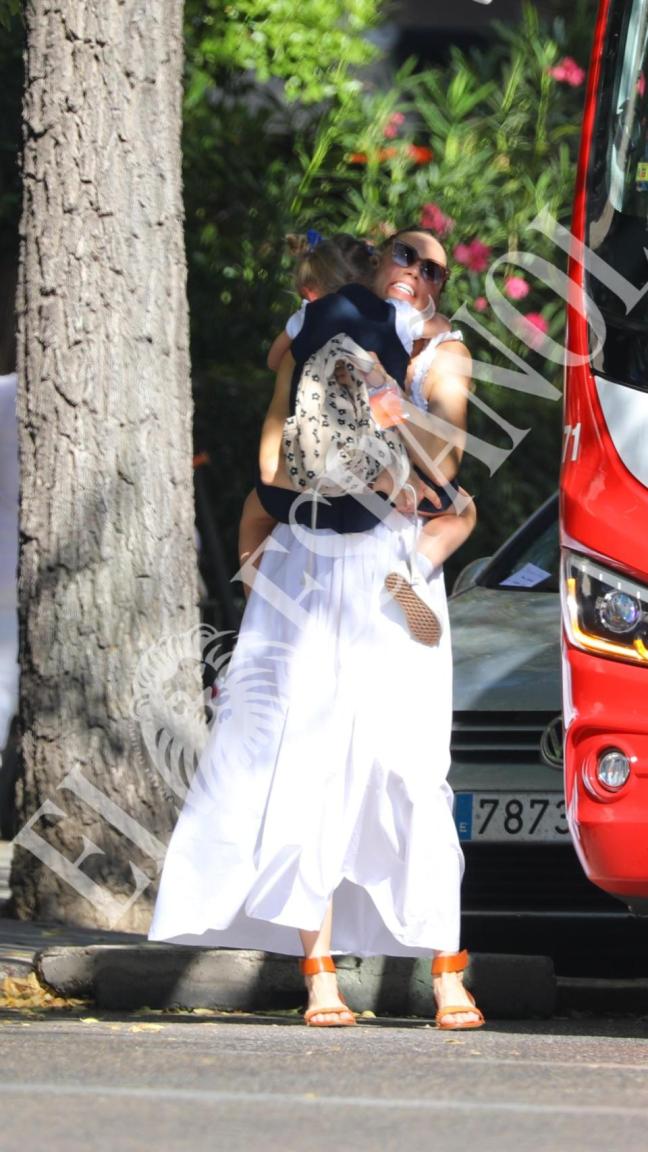 Primeras imágenes mundiales de Amber Heard junto a sus mellizos y su ...