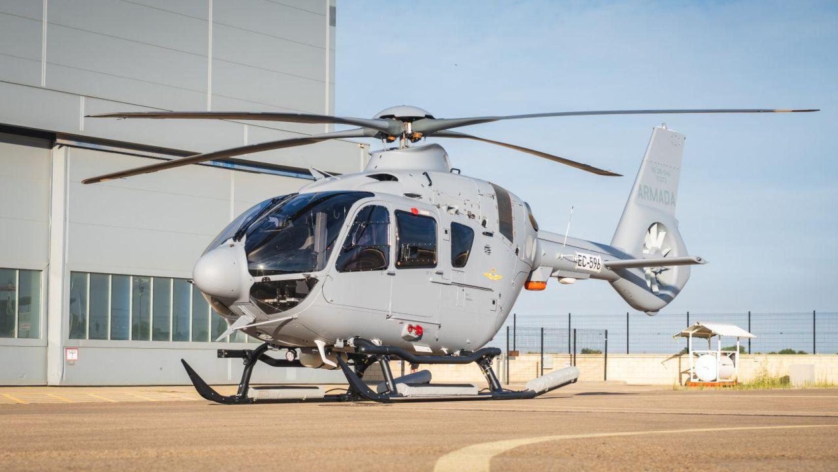 Airbus Helicopters entrega en Albacete el último de los H135 adquiridos por los Ministerios de ...