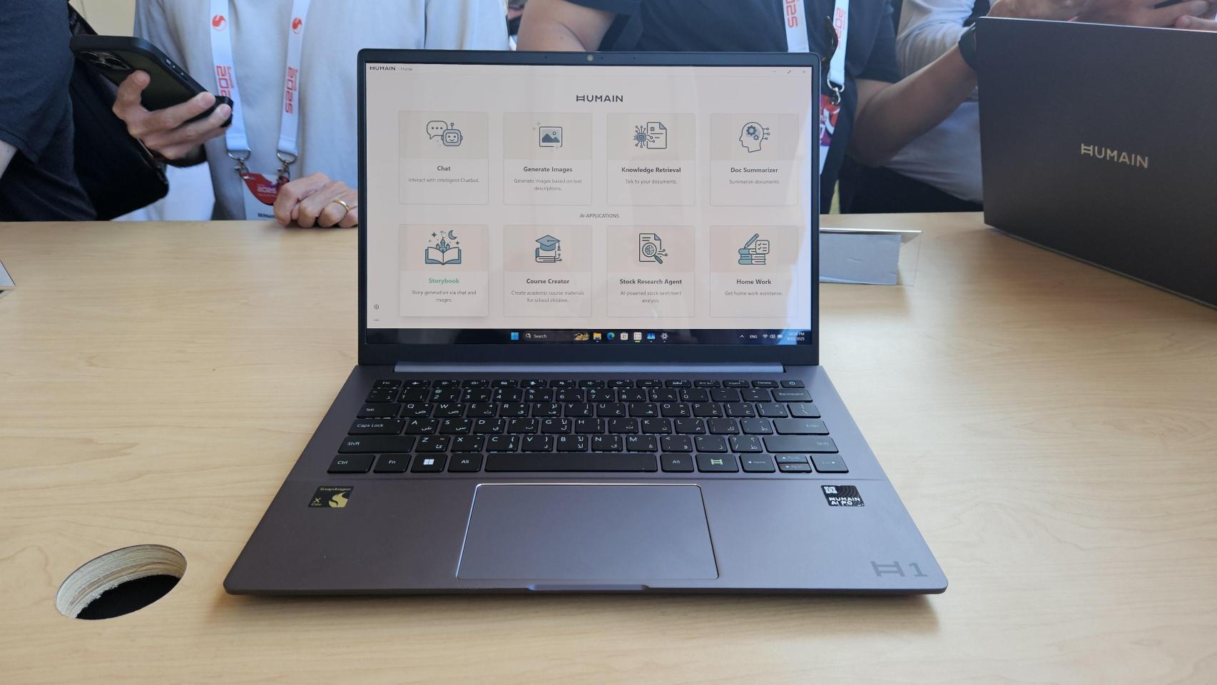 Así es Humain Horizon Pro PC: el primer portátil con un agente ...