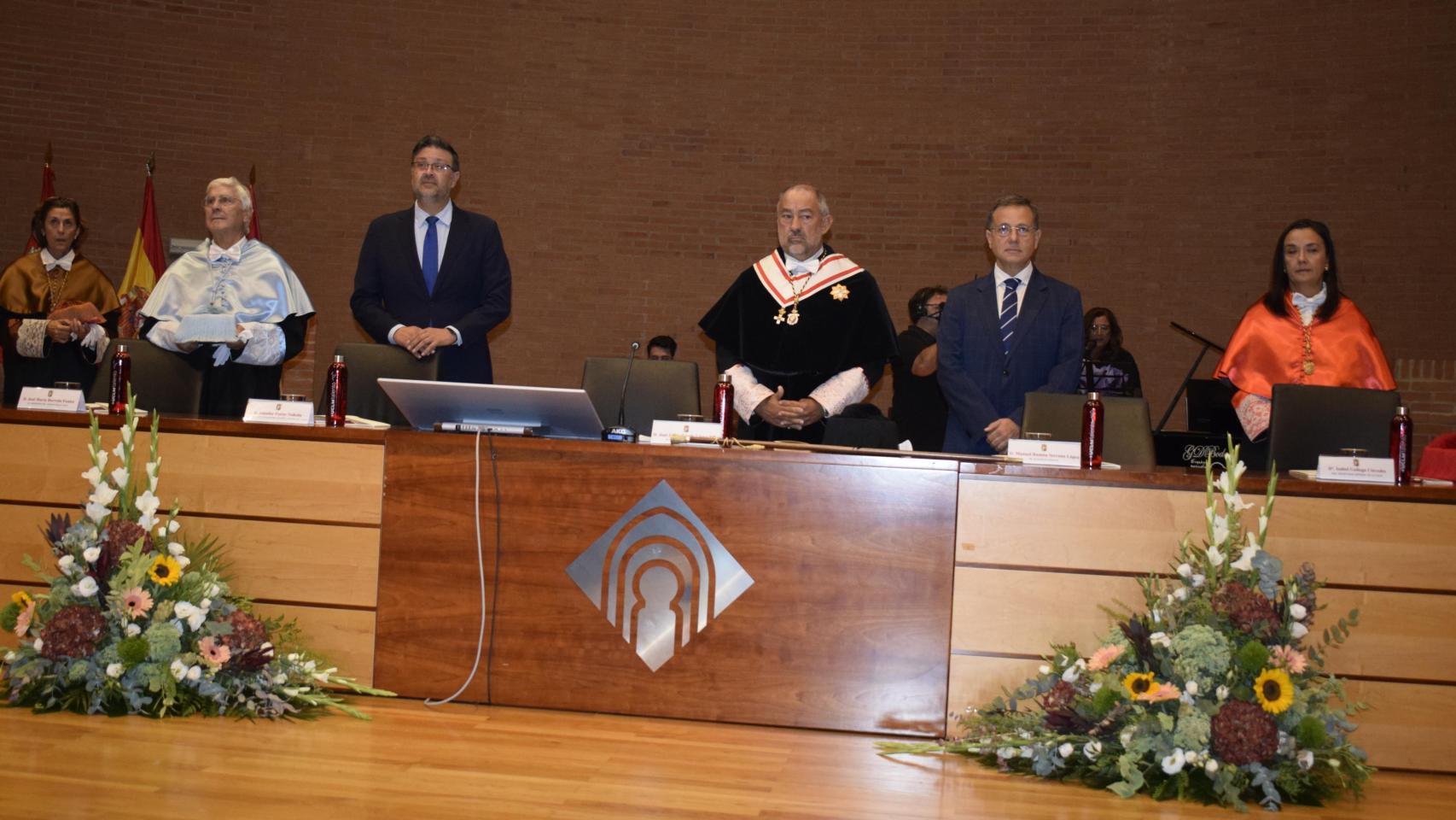 La UCLM cumple 40 años convertida en un "referente nacional e internacional": así será el ...