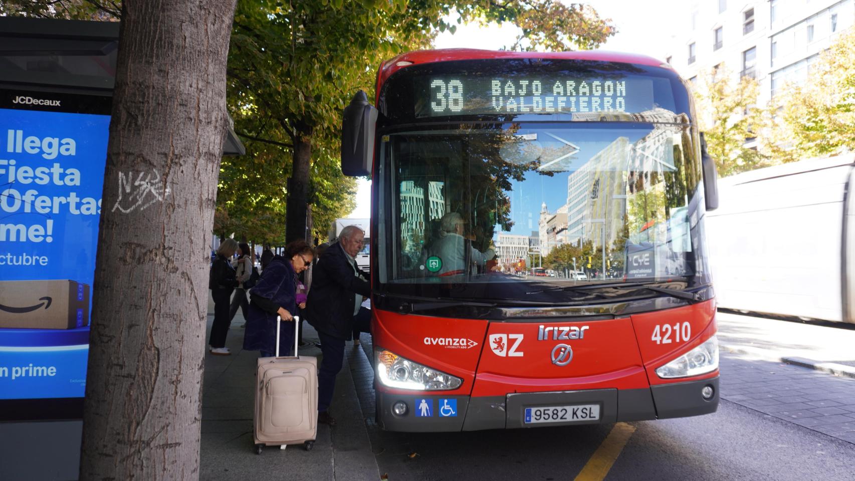 El megacontrato del bus en Zaragoza ya está casi listo: el servicio ...