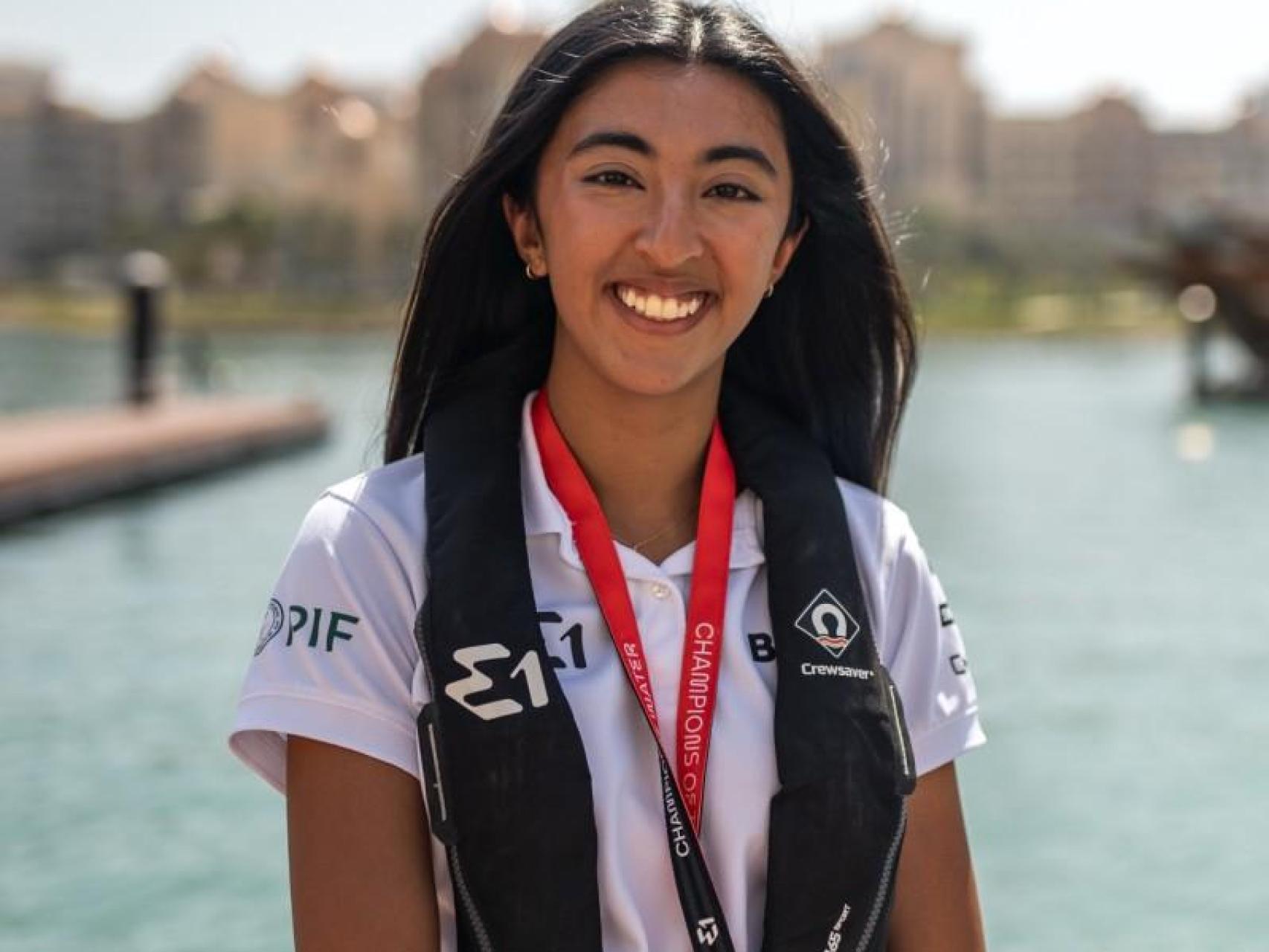 Juan Urdangarin, enamorado: así es Sophia Khan, la joven de origen indio con la que se besa ...